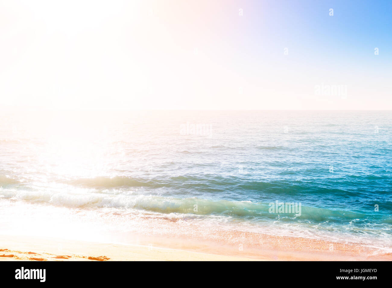 Sun shining beach surface hi-res stock photography and images - Alamy