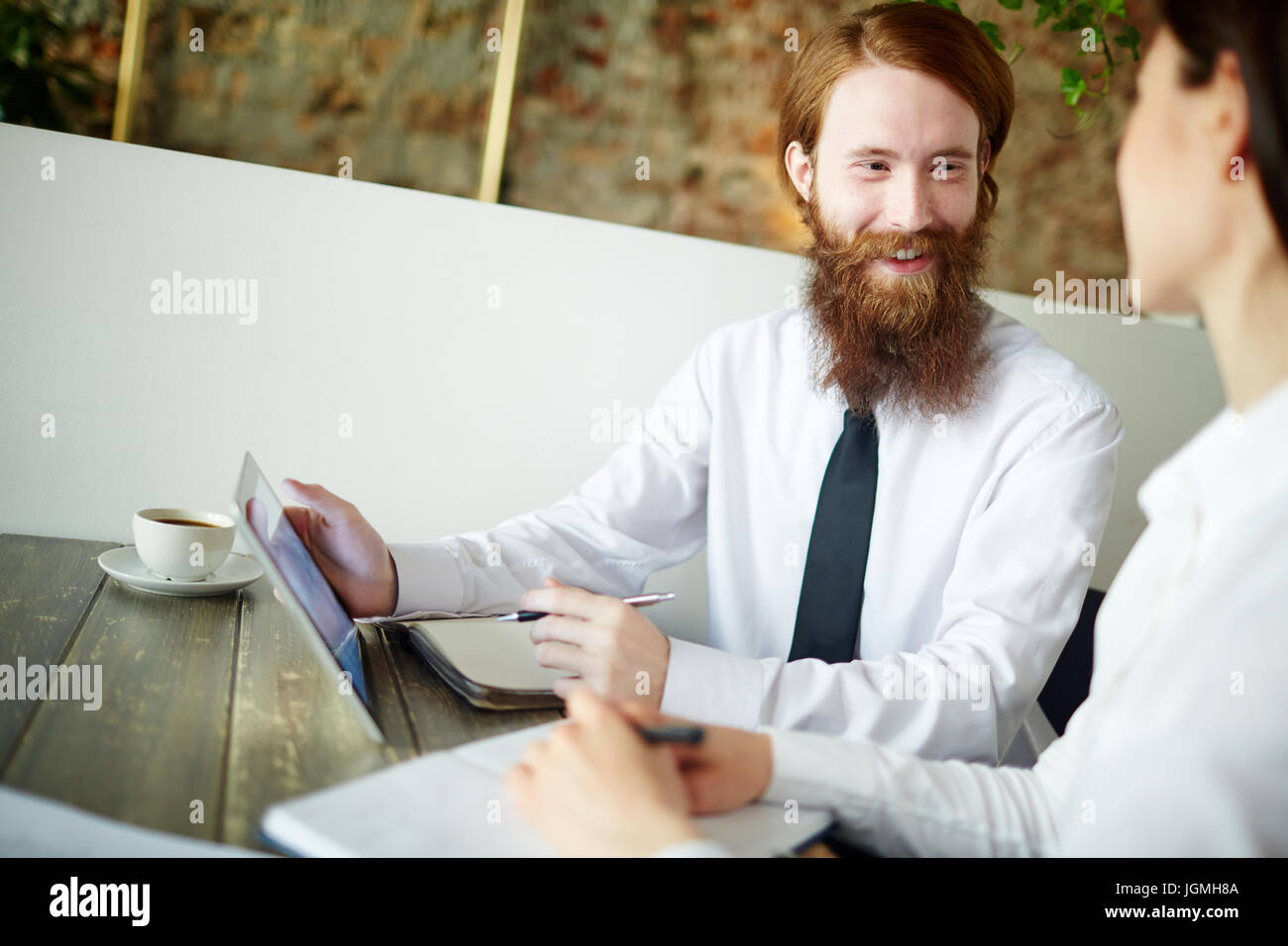 Happy agent hi-res stock photography and images - Alamy