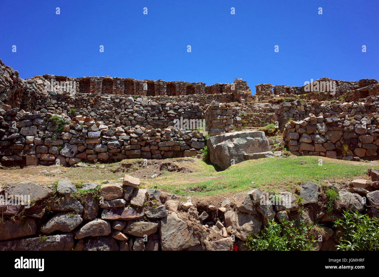 The Chincana Inca Ruins on the Isla del Sol on Lake Titicaca Stock ...