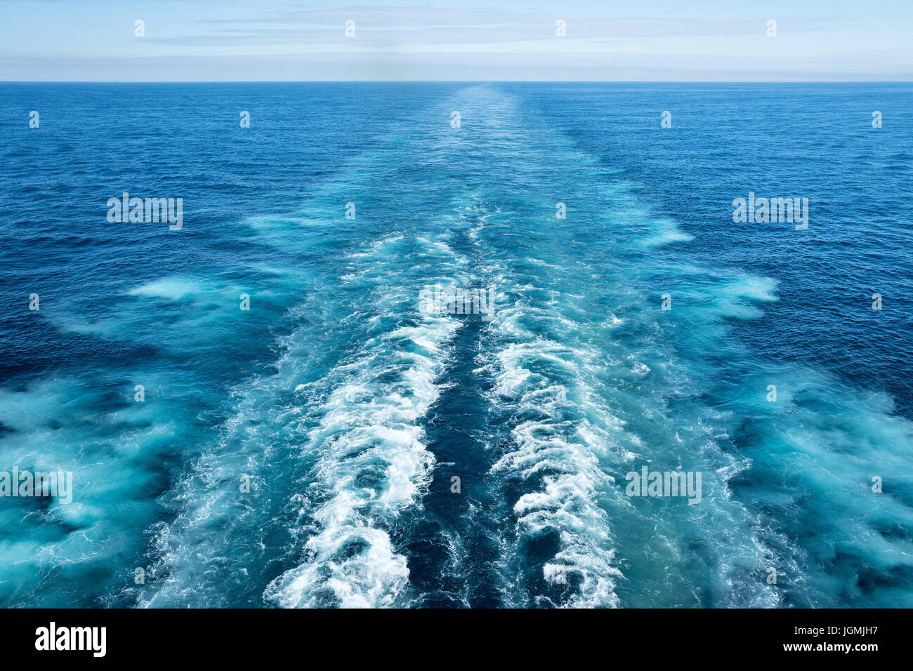 wake behind a ship at the Norwegian Sea Stock Photo - Alamy