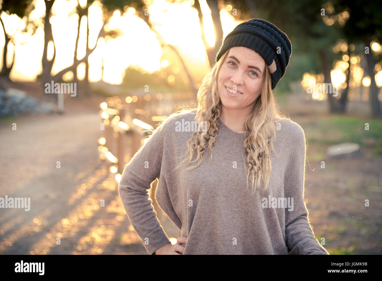 Headshots female hi-res stock photography and images - Alamy