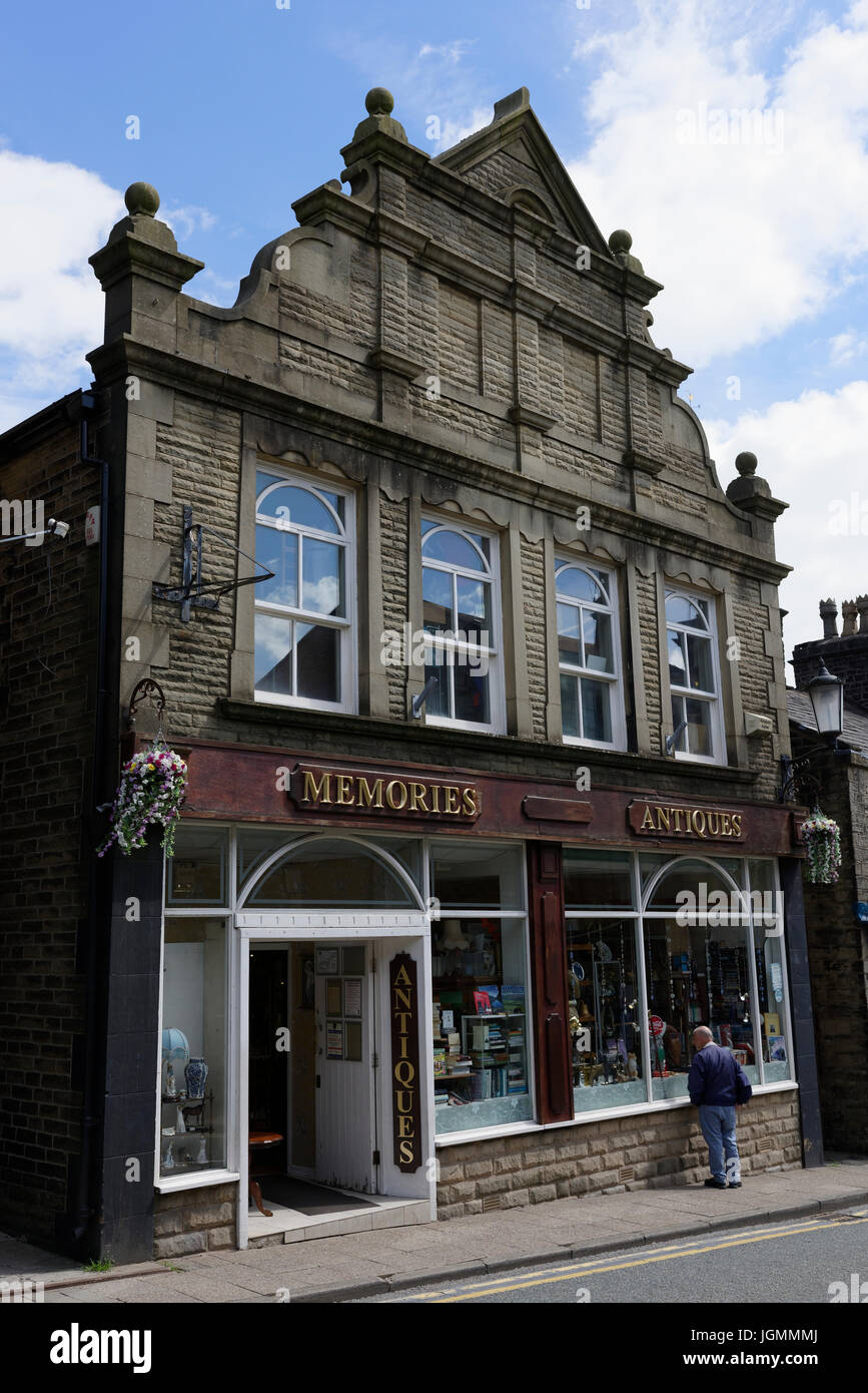 Memories antiques on bridge street in ramsbottom lancashire Stock Photo ...