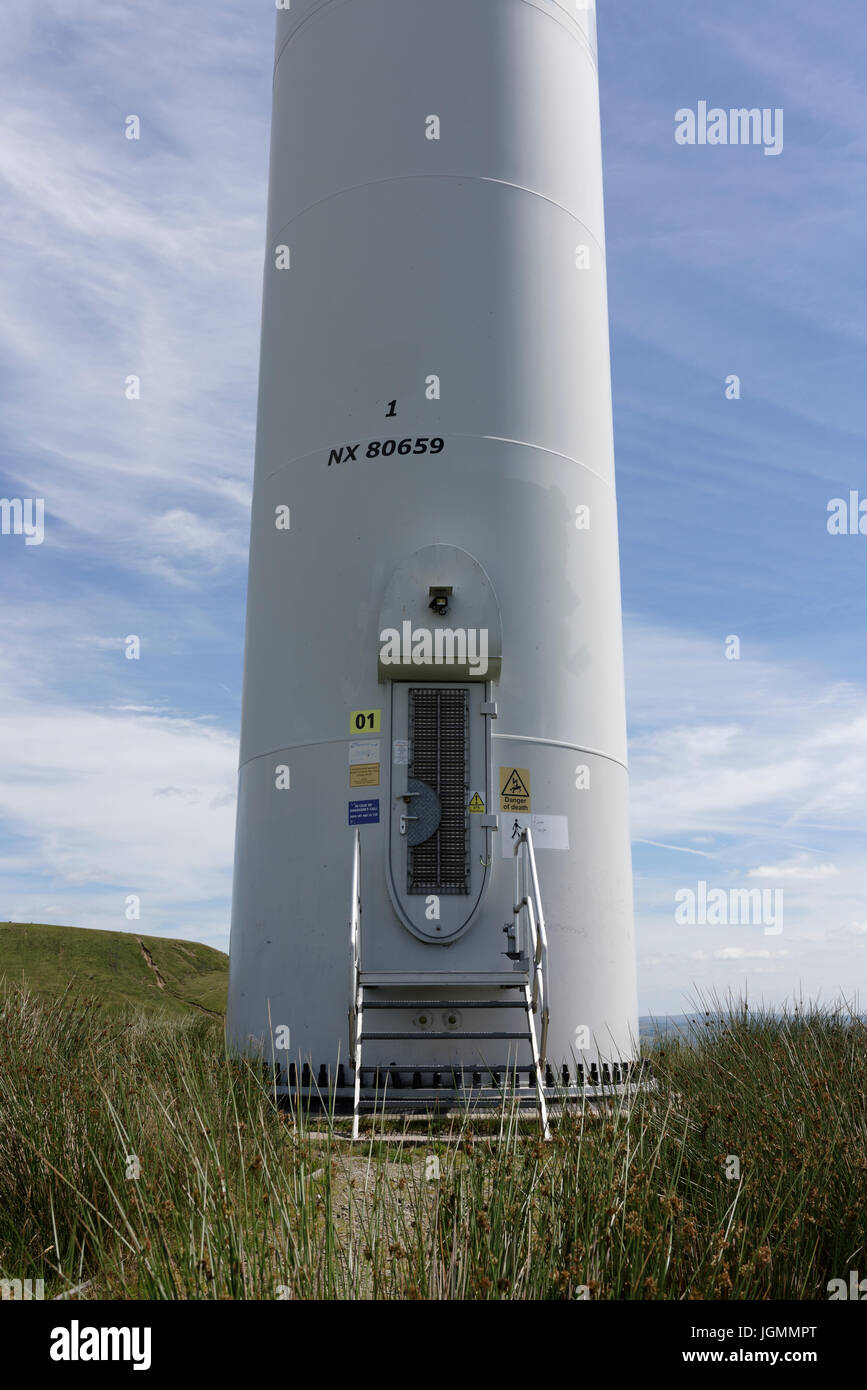 Wind turbine against setting hi-res stock photography and images - Alamy
