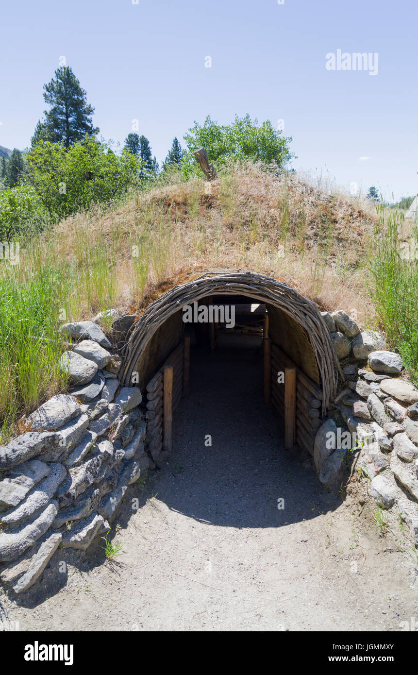 Quiggly hole hi-res stock photography and images - Alamy