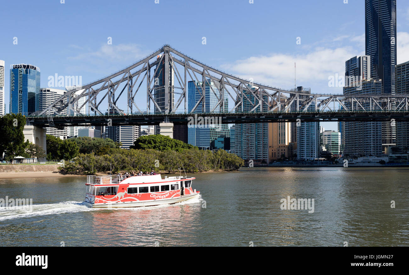 The Story Bridge is the longest cantilever bridge in Australia and ...