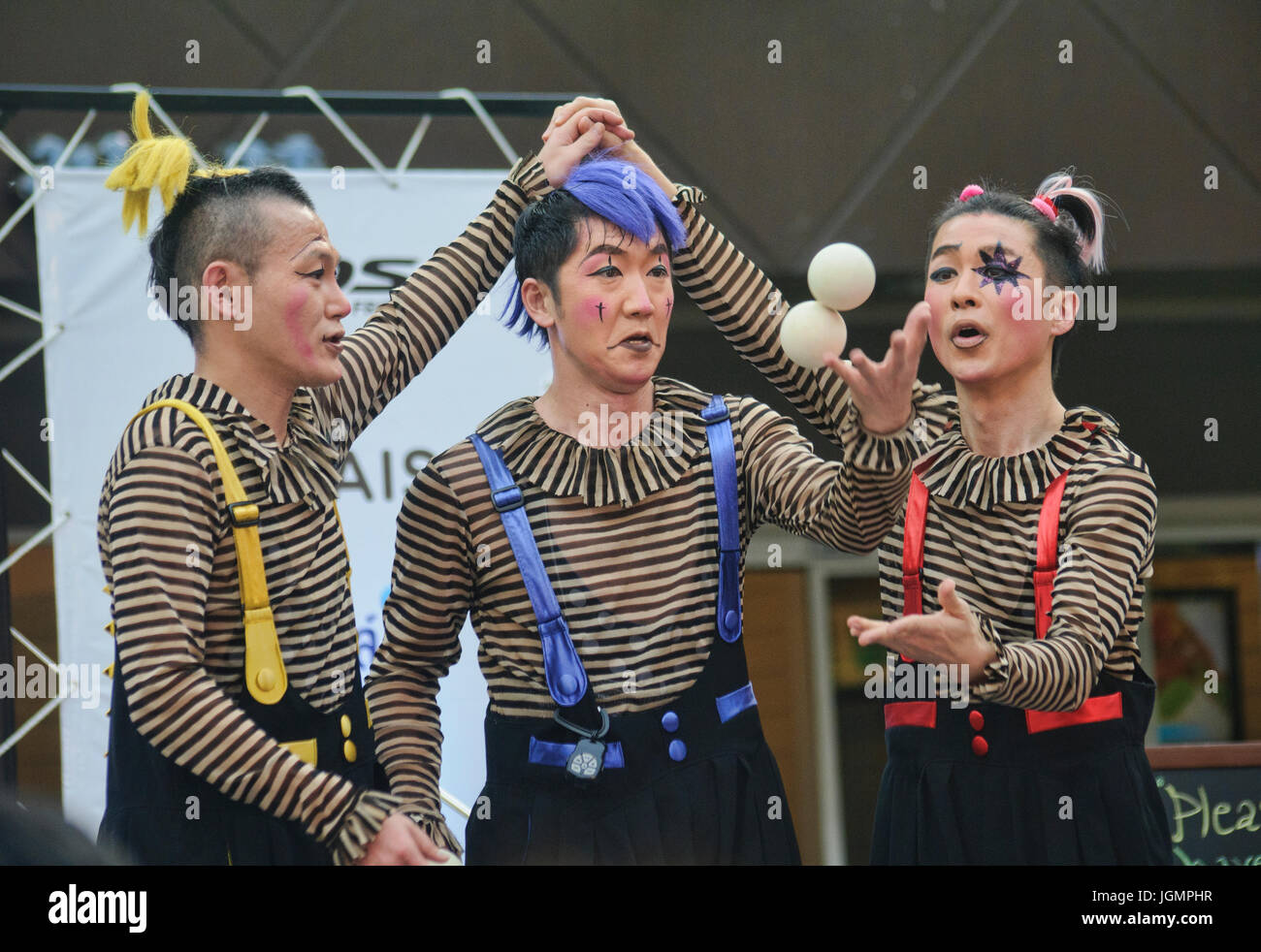 Clown jugglers at a street festival in Bangkok, Thailand Stock Photo - Alamy