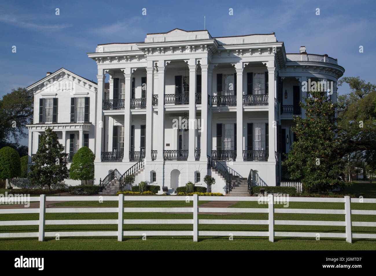 Colonial plantation usa hi-res stock photography and images - Alamy