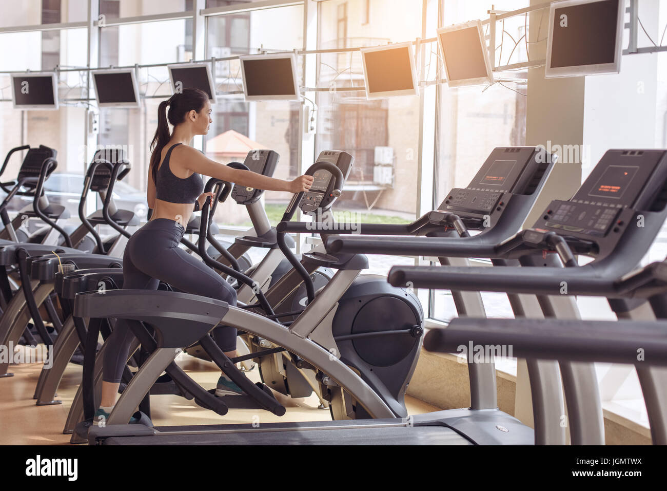 Young woman workout in gym healthy lifestyle Stock Photo - Alamy