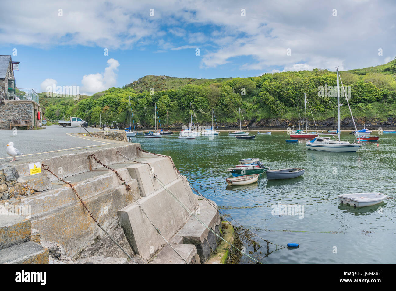 Solva yacht hi-res stock photography and images - Alamy