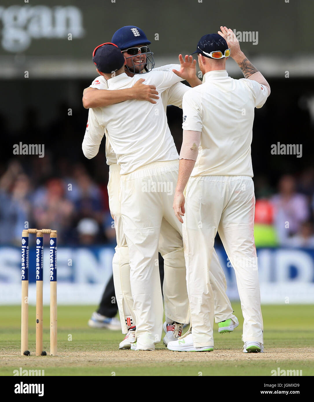 England's Alastair Cook celebrates victory over South Africa on day ...