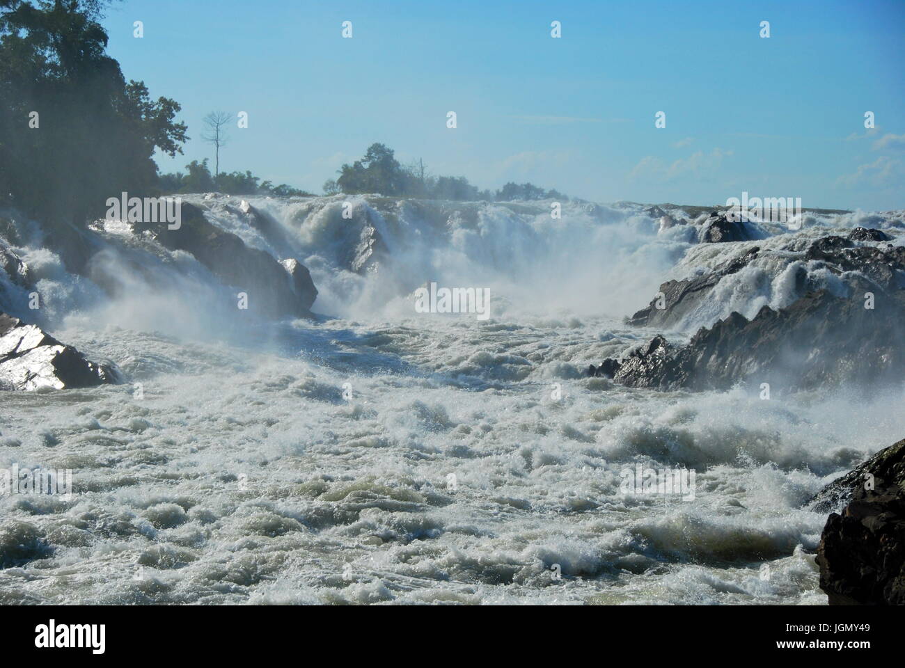 The powerful Khone Phapheng Waterfalls near Don Det, 4000 Islands, Laos ...