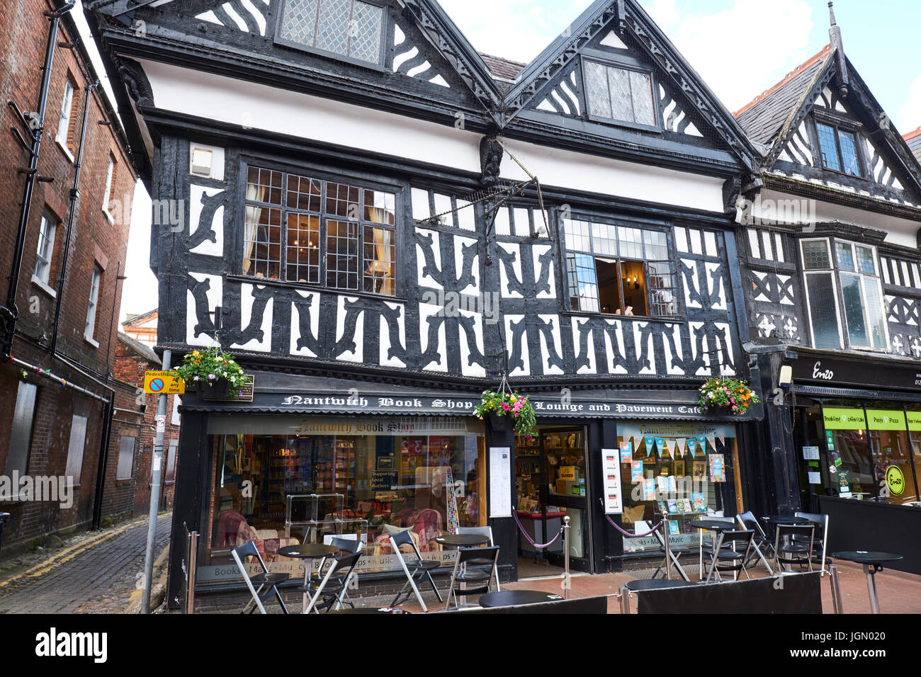 Nantwich Book Shop Lounge And Pavement Cafe, High Street, Nantwich ...