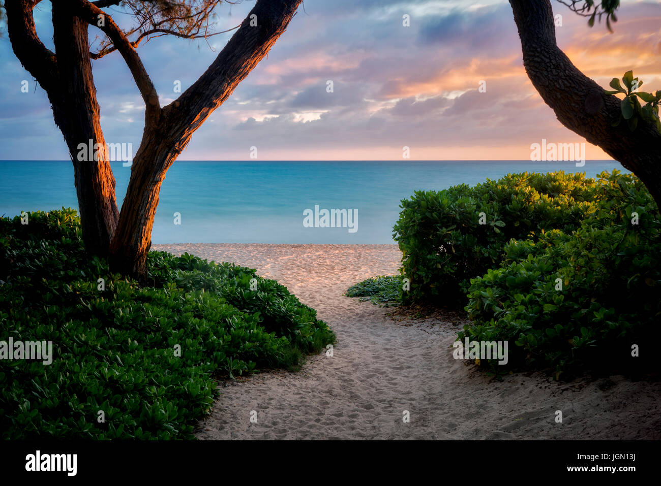 Kalama beach park hi-res stock photography and images - Alamy
