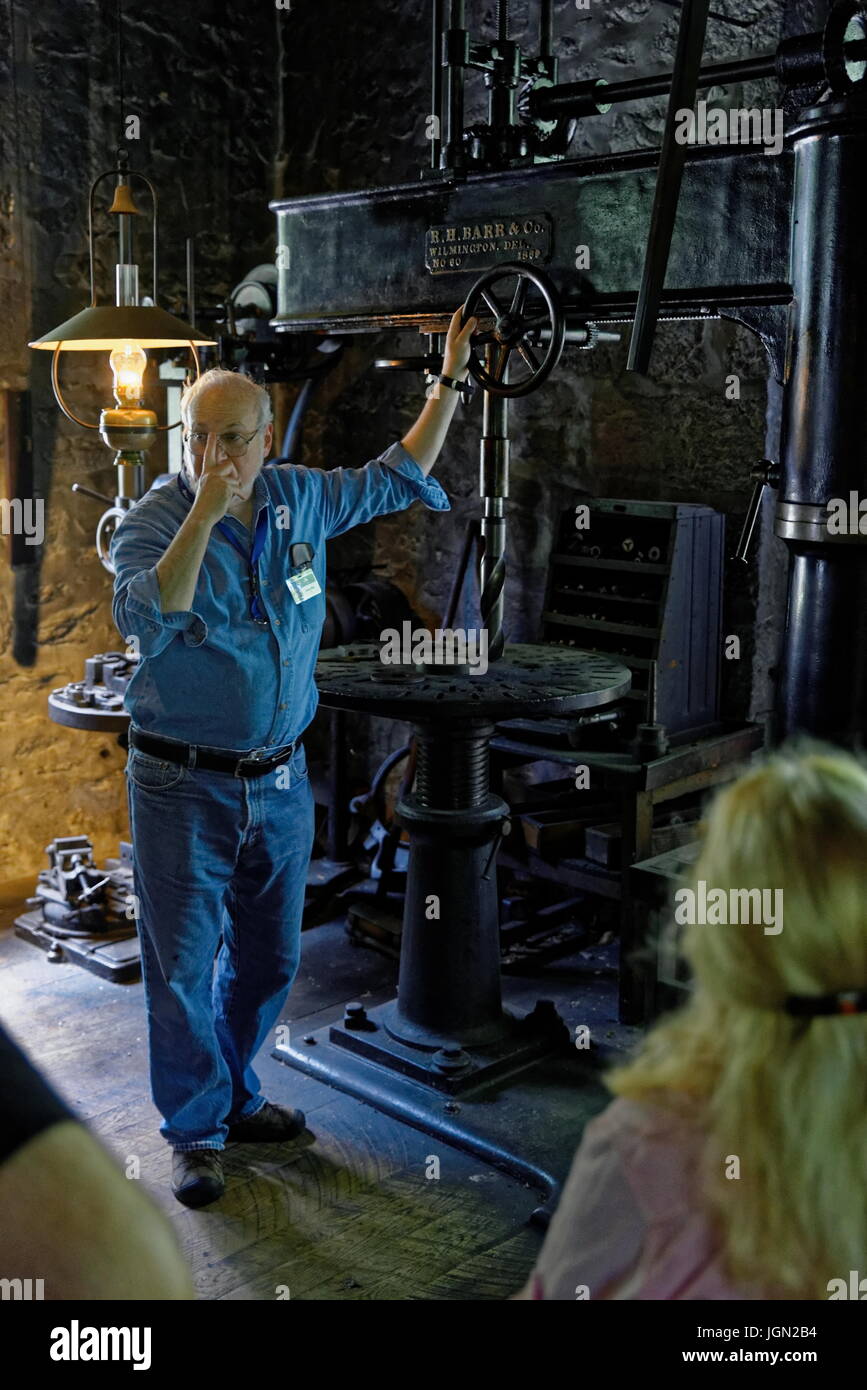 Nineteenth Century industrial machine shop Stock Photo - Alamy