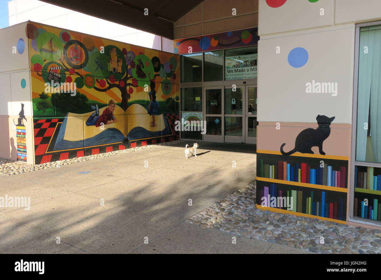 Mural art at Vista Public Library entrance, Vista, CA Stock Photo - Alamy