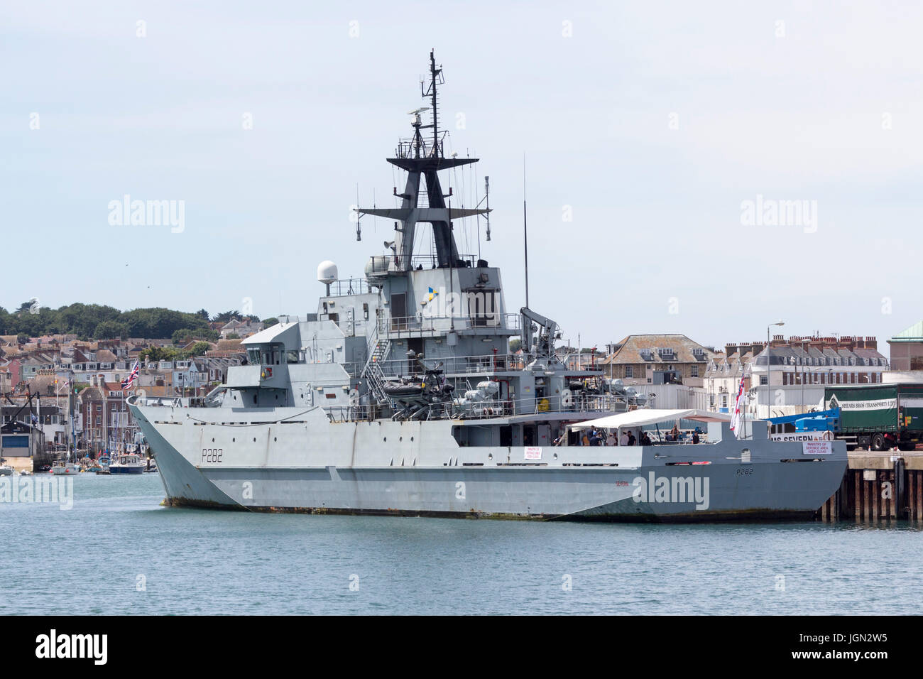 River class offshore patrol vessels hi-res stock photography and images ...