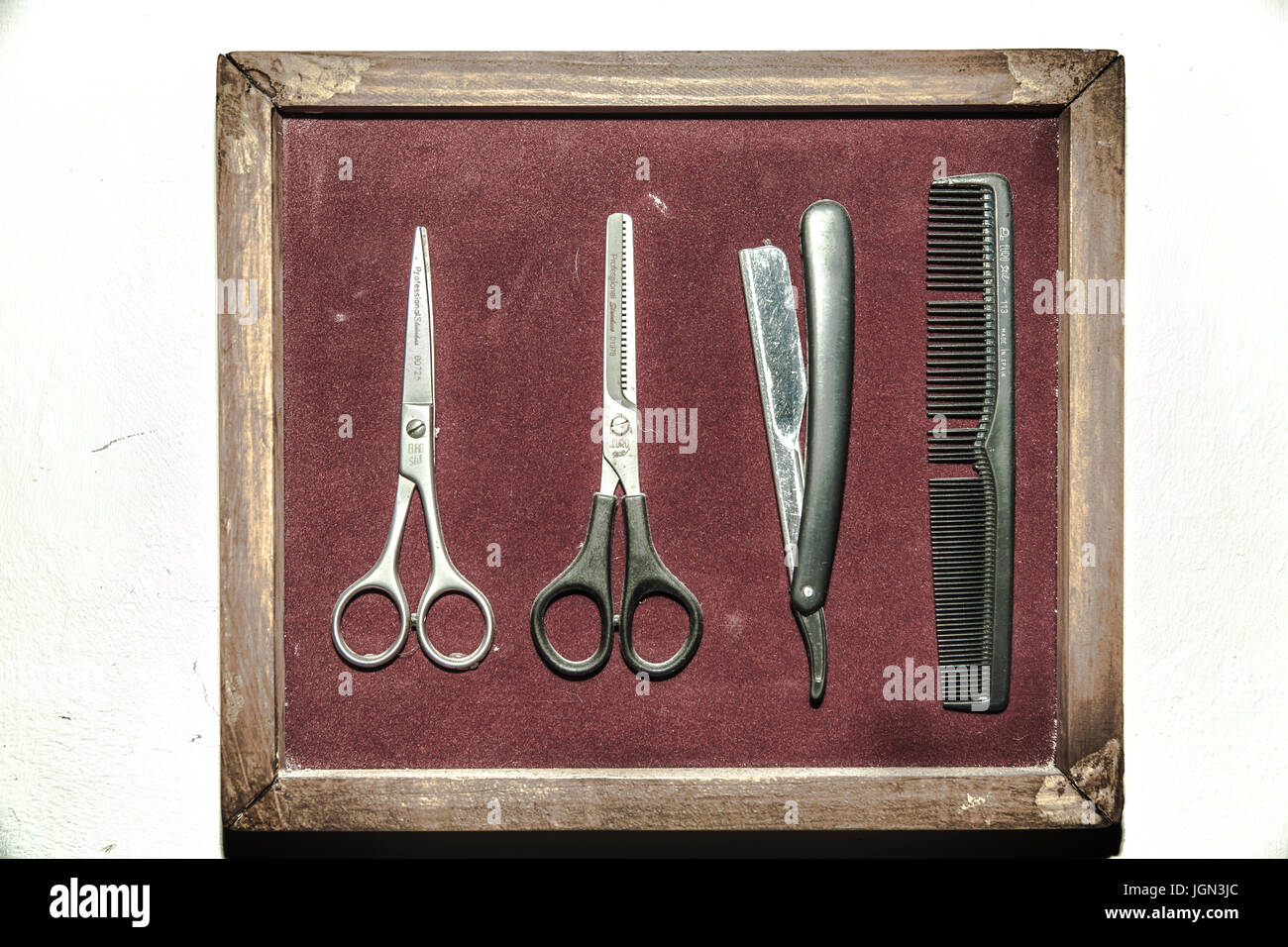Hairdresser utensils hi-res stock photography and images - Alamy