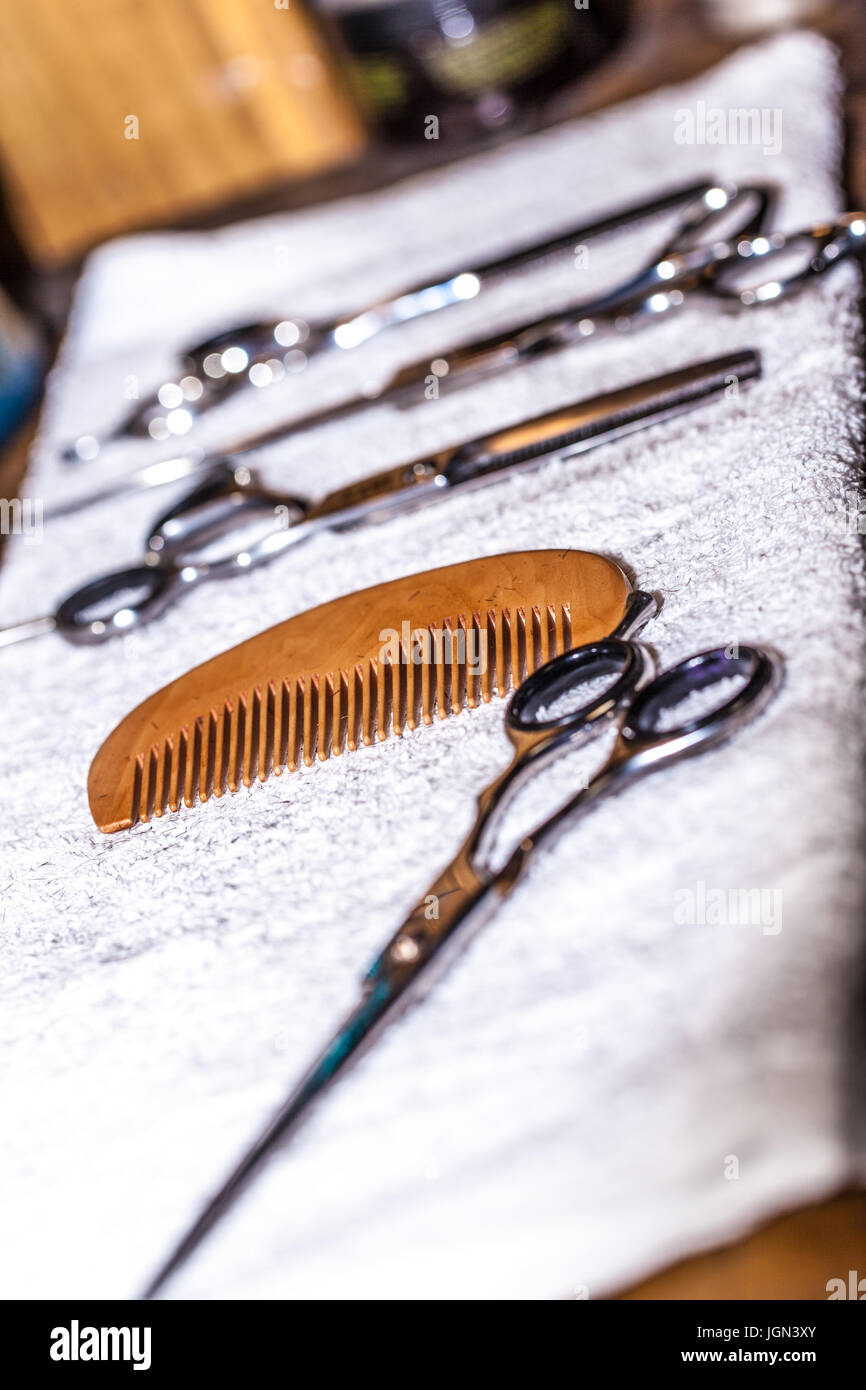 Barber implements hi-res stock photography and images - Alamy