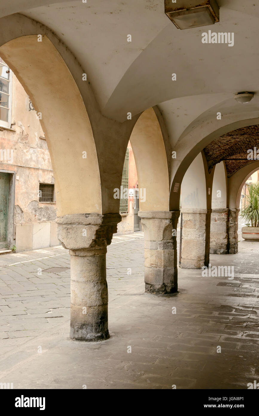 Little pillars hi-res stock photography and images - Alamy
