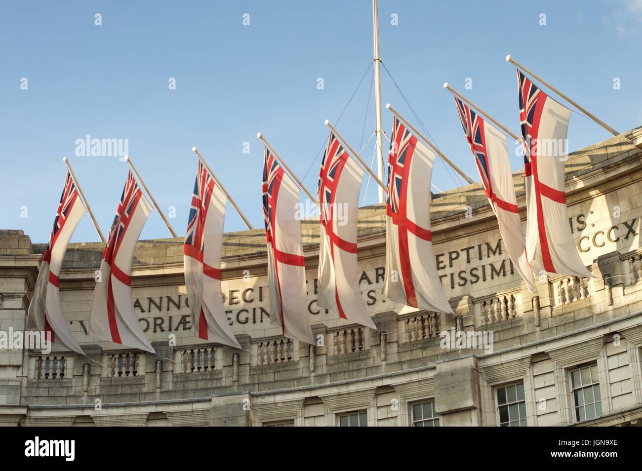 Flying the flags of britain hi-res stock photography and images - Alamy