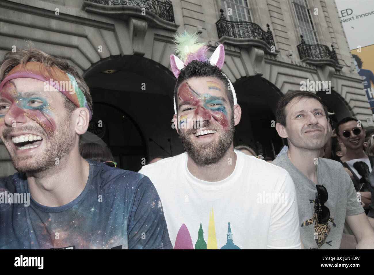 Tom daley gay hi-res stock photography and images - Alamy