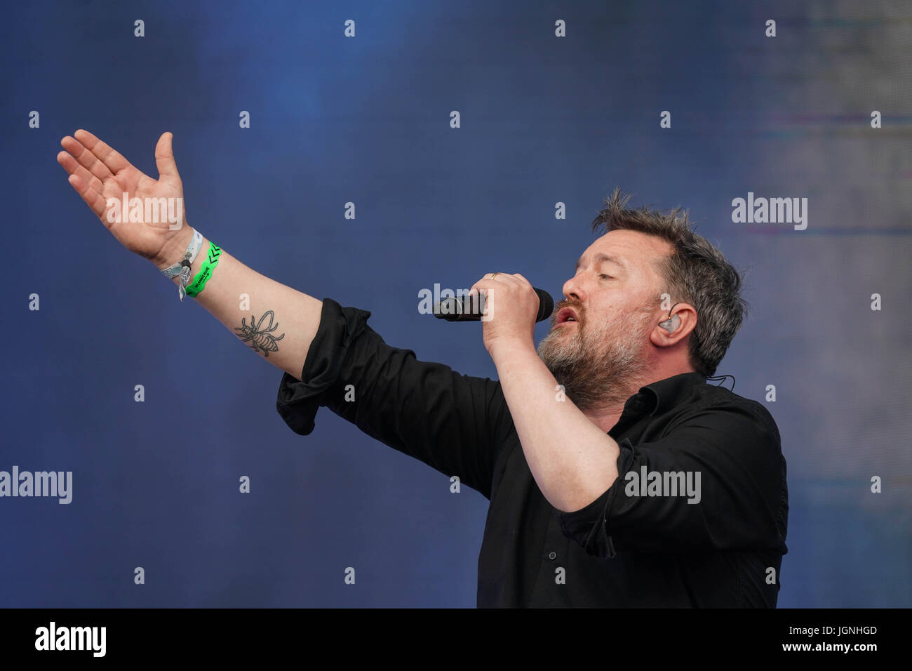 Guy Garvey British Band Elbow High Resolution Stock Photography and ...
