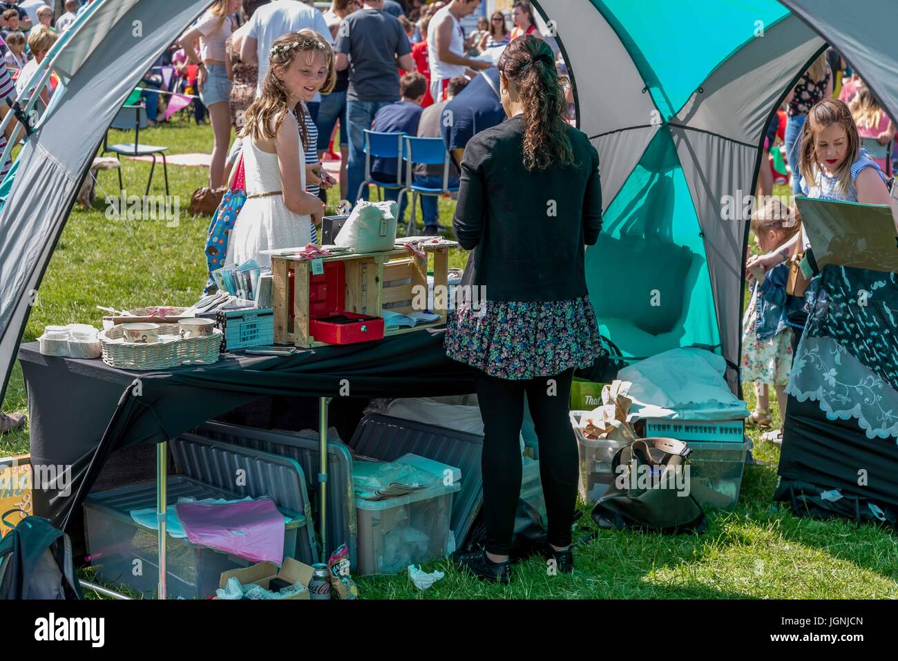 Hade Hedge, Huddersfield, UK. 8th July 2017. Hade Edge 2017 summer Gala ...