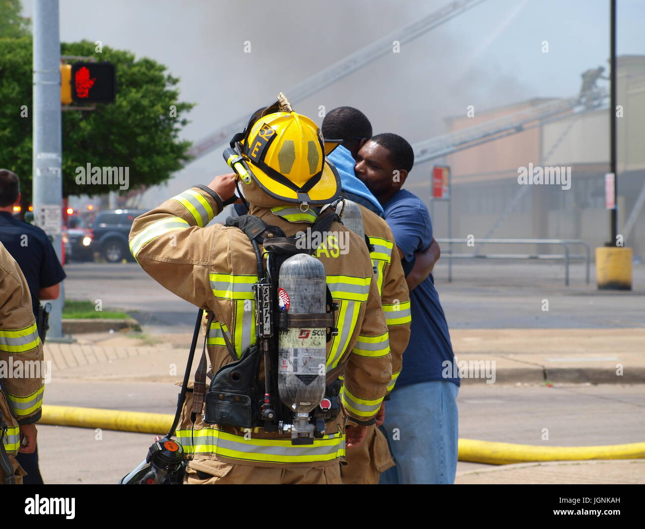Dallas, USA. 08th July, 2017. Firemen work 6 alarm blaze. A several ...