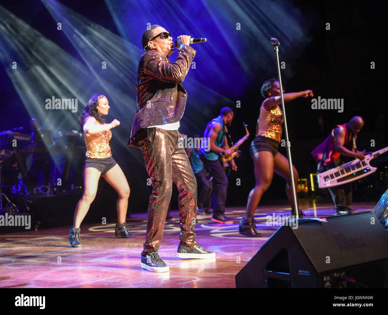 Charlie wilson hi-res stock photography and images - Alamy