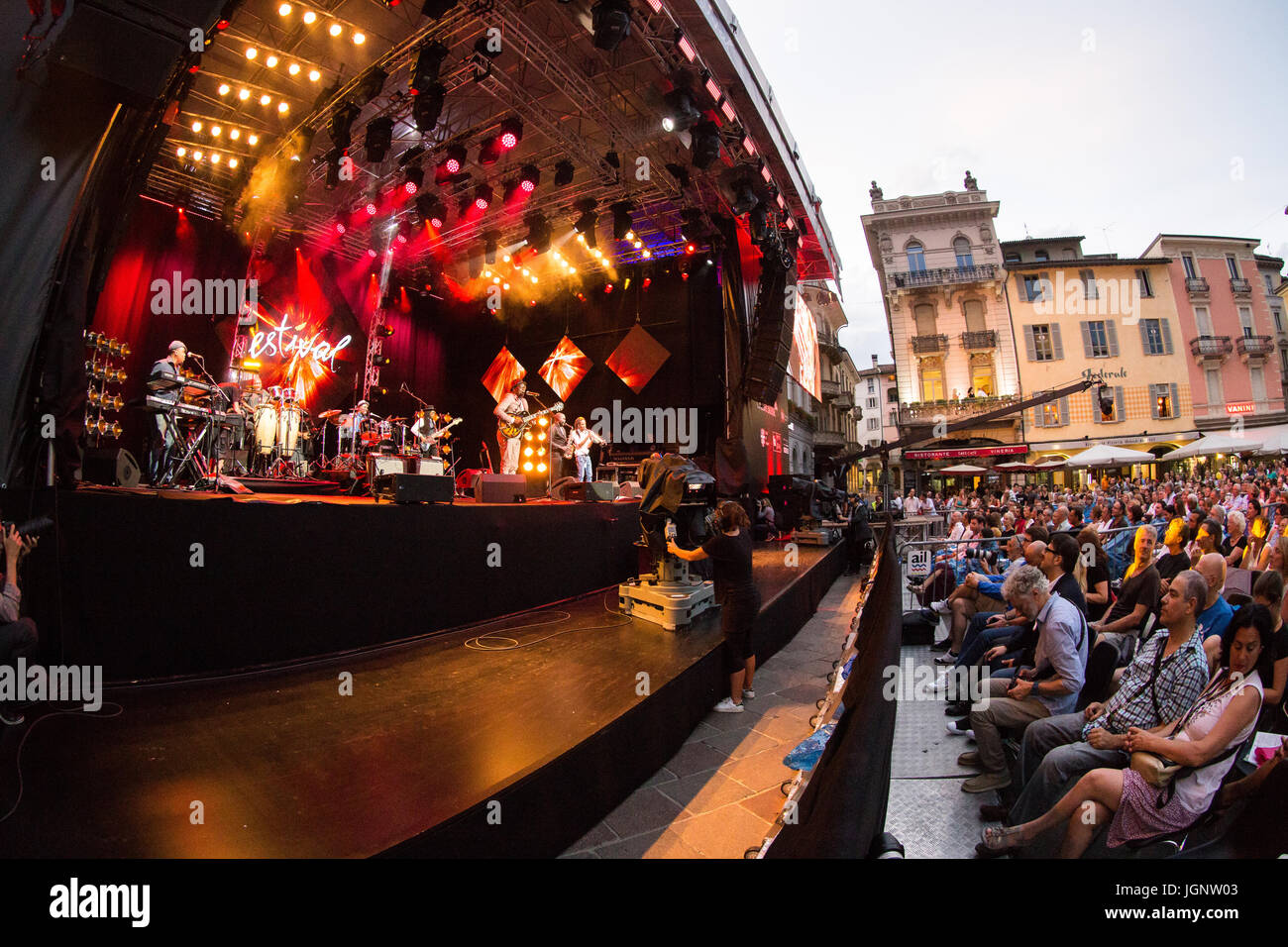 Jimmy dludlu hi-res stock photography and images - Alamy