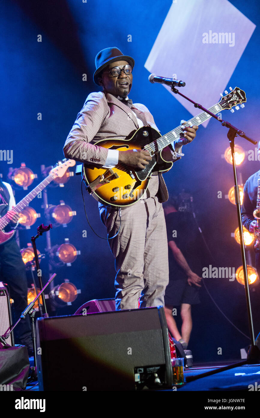 Lugano, Switzerland. 08th July, 2017. The South-African guitarist JIMMY ...