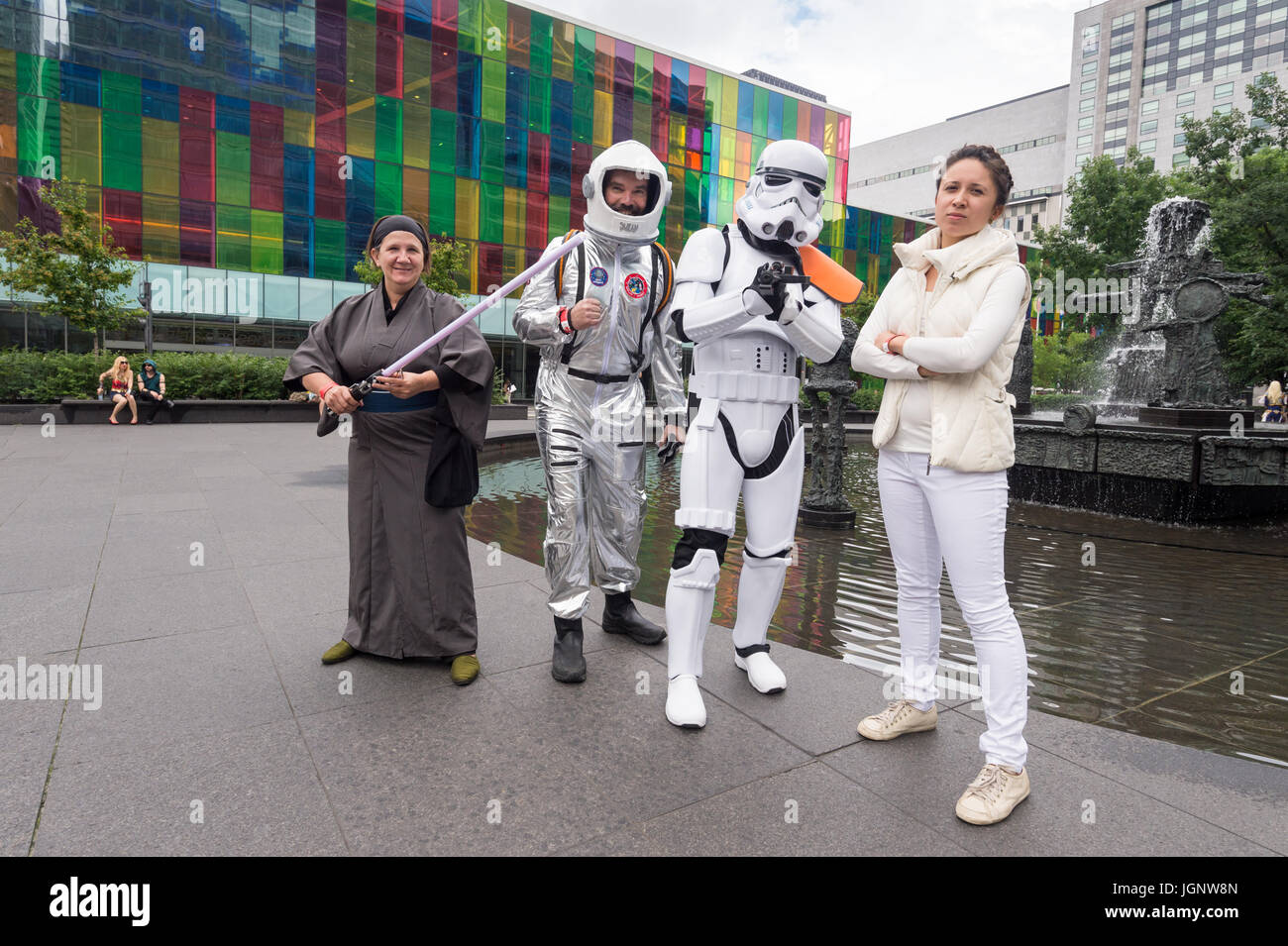 Stormtrooper comic hi-res stock photography and images - Alamy