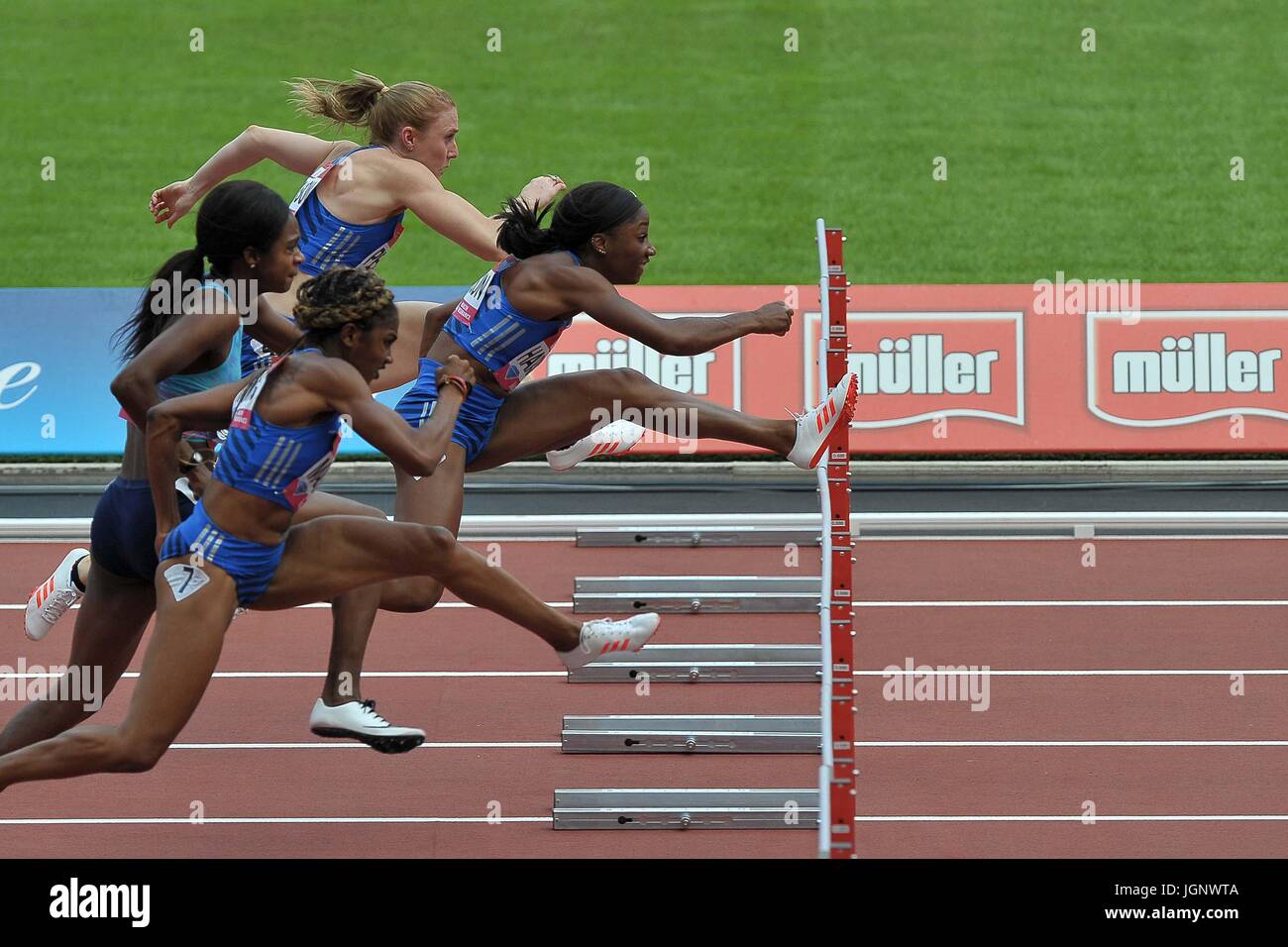 Womens 100m hurdles final hi-res stock photography and images - Alamy