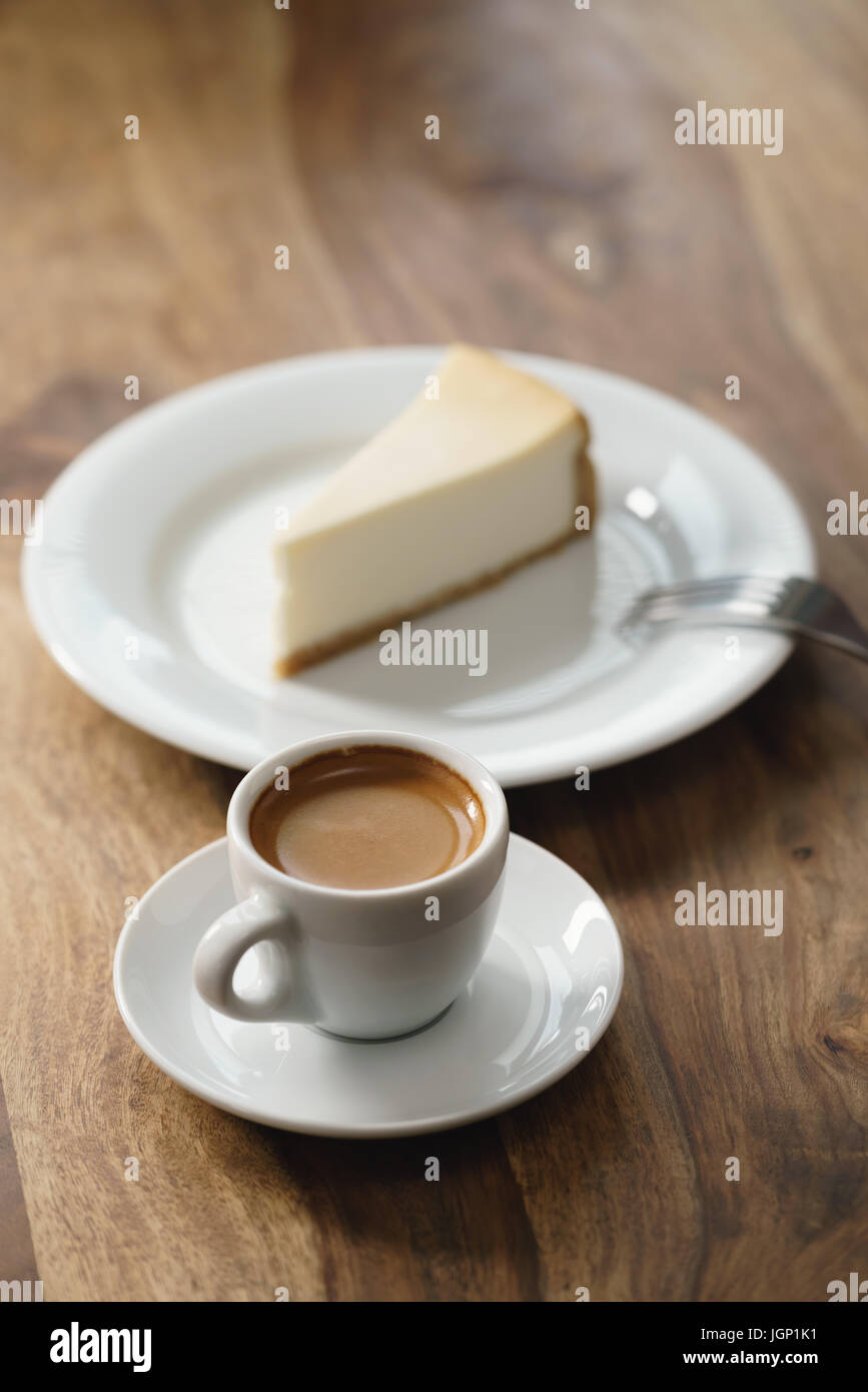 Beautiful traditional italian cheesecake hi-res stock photography and ...