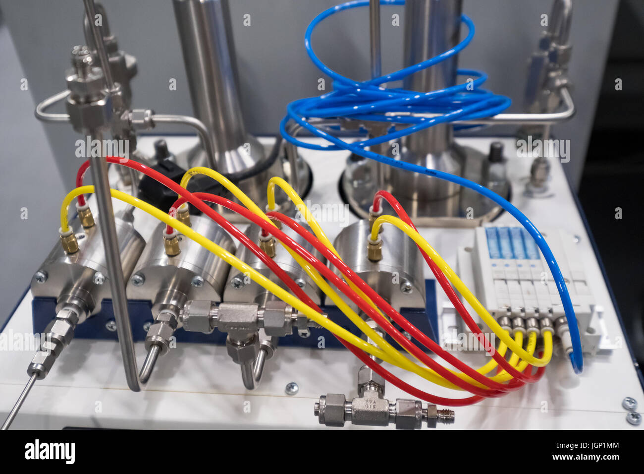 Scientific equipment in a new laboratory Stock Photo - Alamy