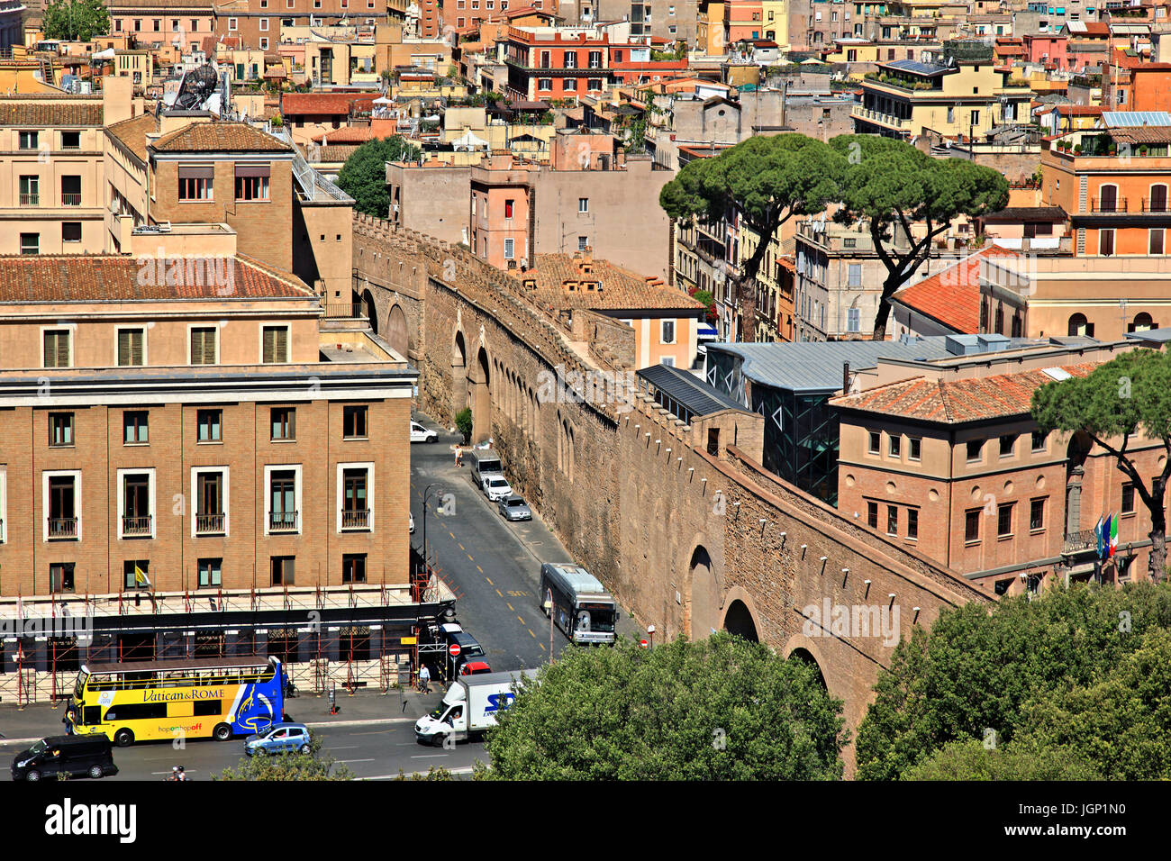 Borgo italia hi-res stock photography and images - Alamy