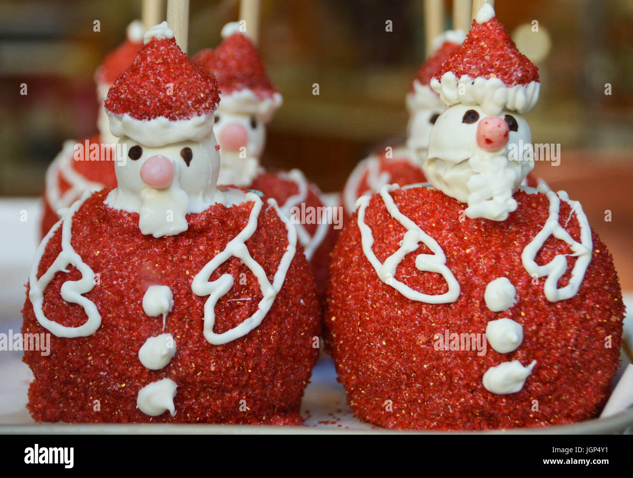 Apple fair food snack carnival hi-res stock photography and images - Alamy