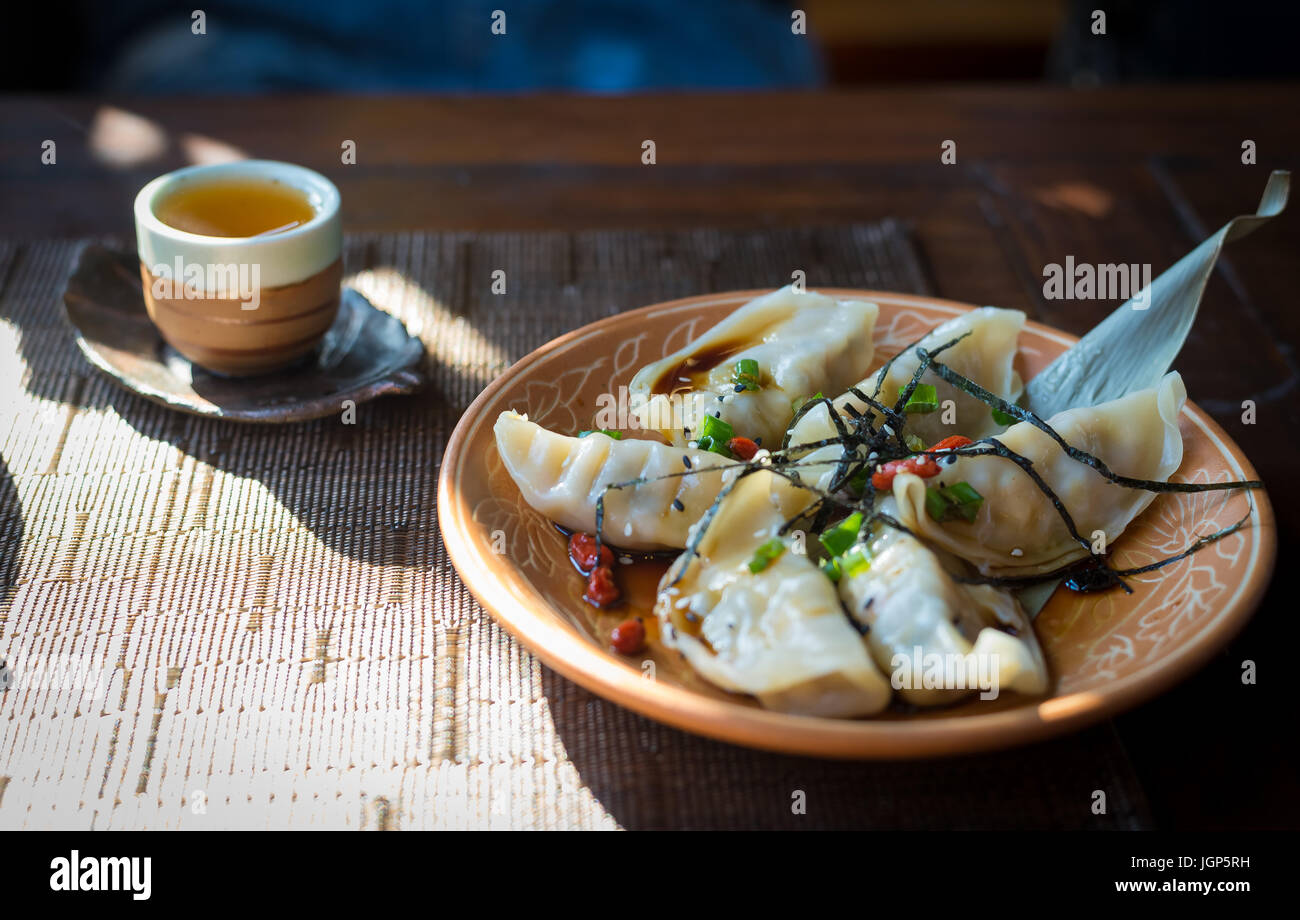 Seaweed dumplings hi-res stock photography and images - Alamy