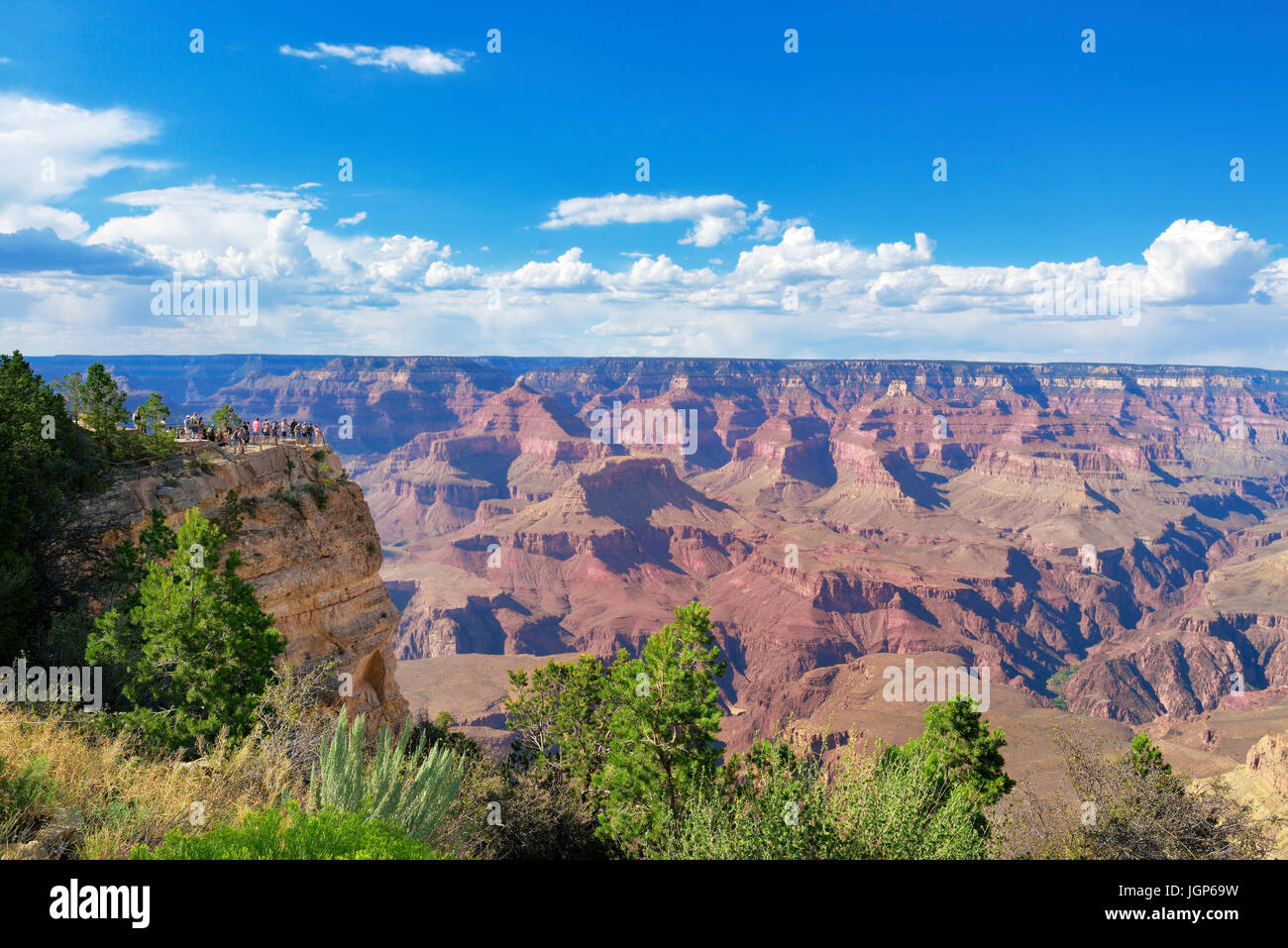 Observation platform grand canyon hi-res stock photography and images ...