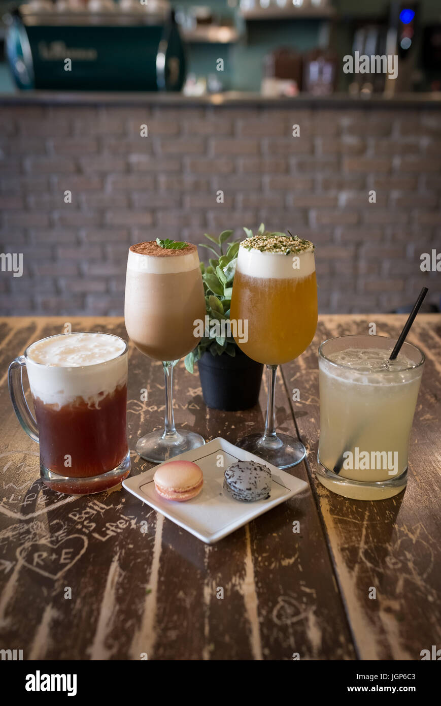 Fancy coffee drinks hi-res stock photography and images - Alamy