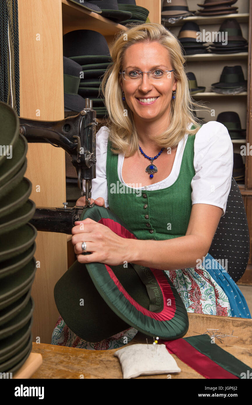 Woman sewing traditional cloth hi-res stock photography and images - Alamy
