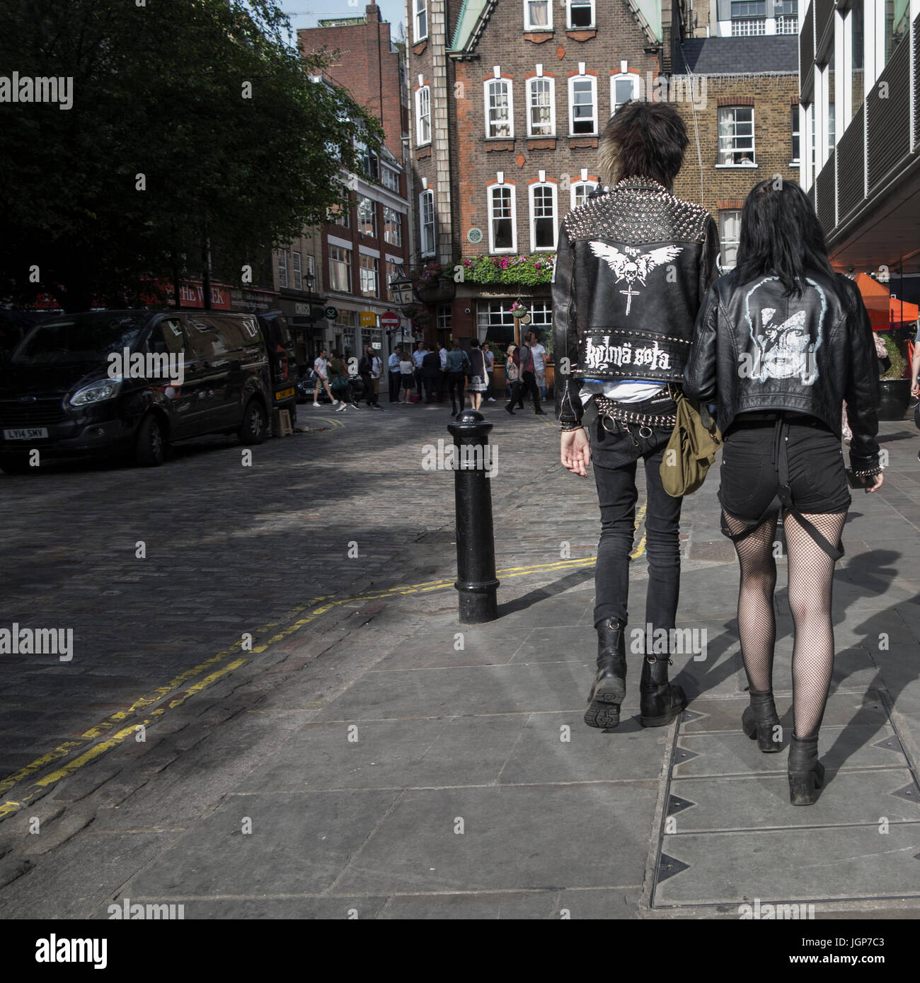 Punk rockers hi-res stock photography and images - Alamy