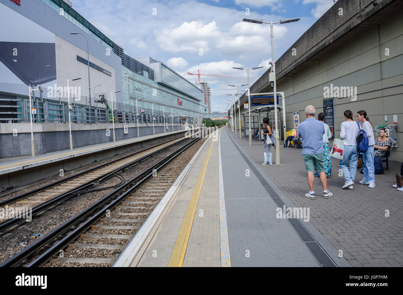 Shepherds bush railway station hi-res stock photography and images - Alamy