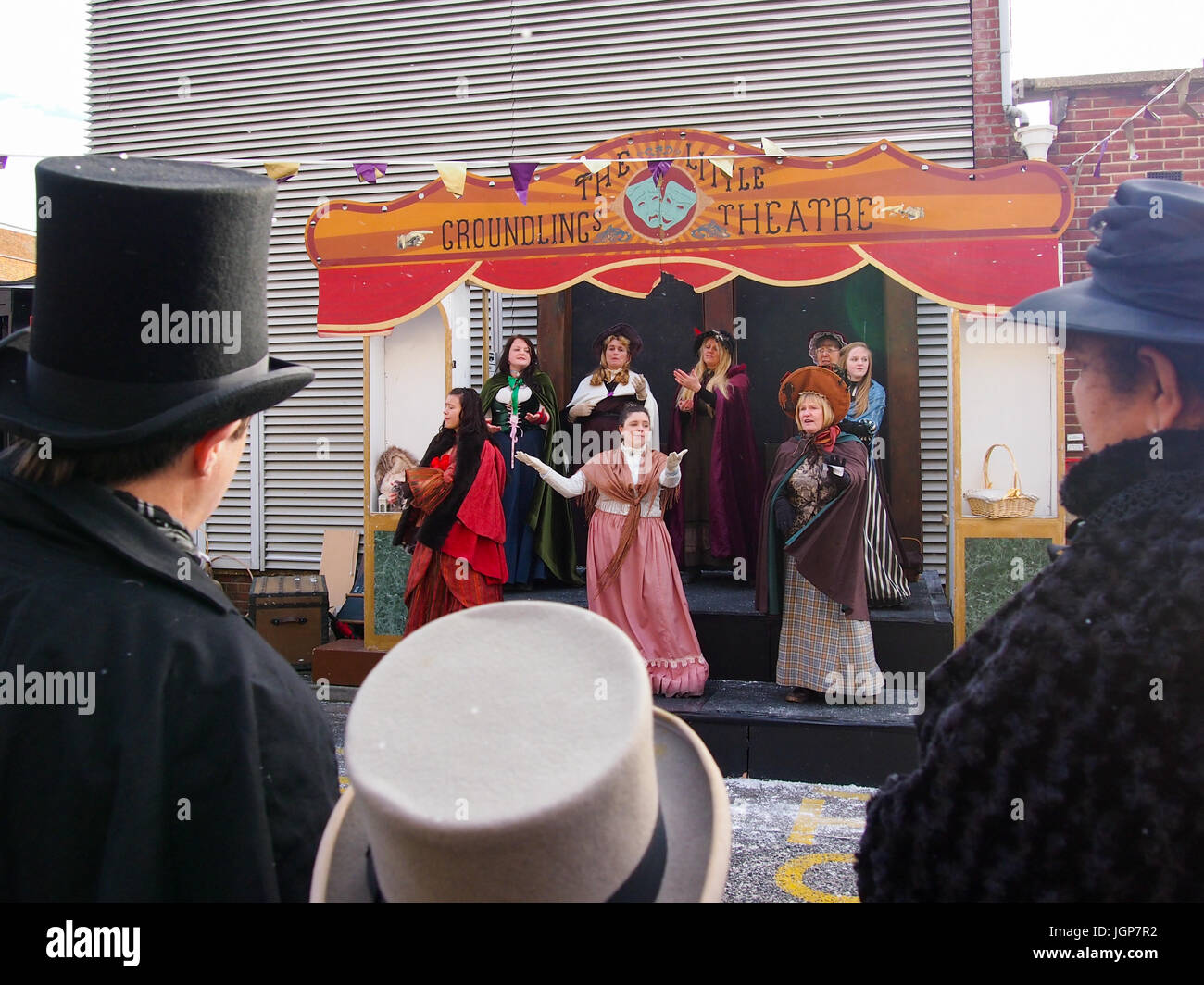 Victorian theatre stage hi-res stock photography and images - Alamy