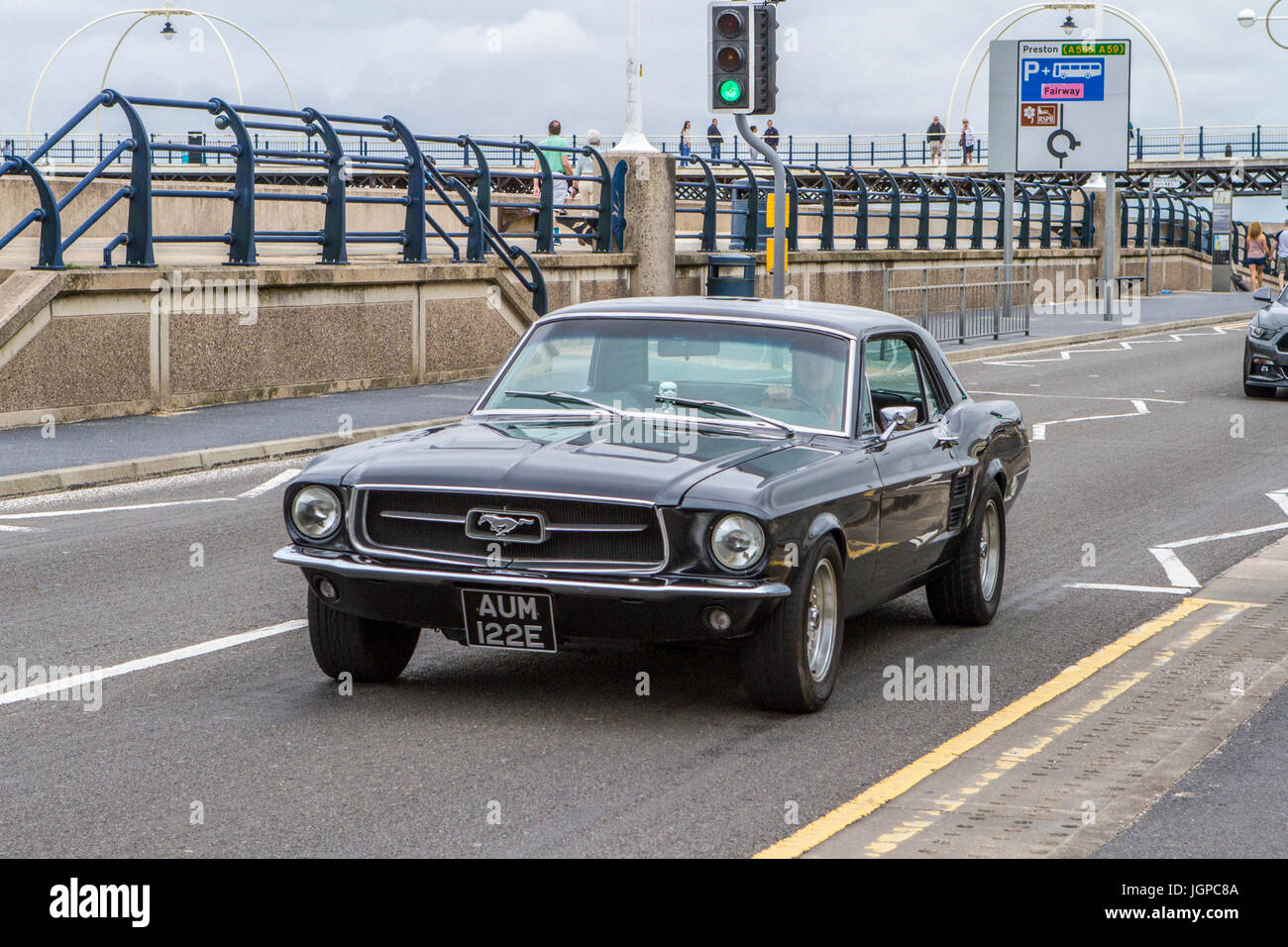 Blurred moving car AUM122E Shelby FORD MUSTANG GT AUTO American muscle ...