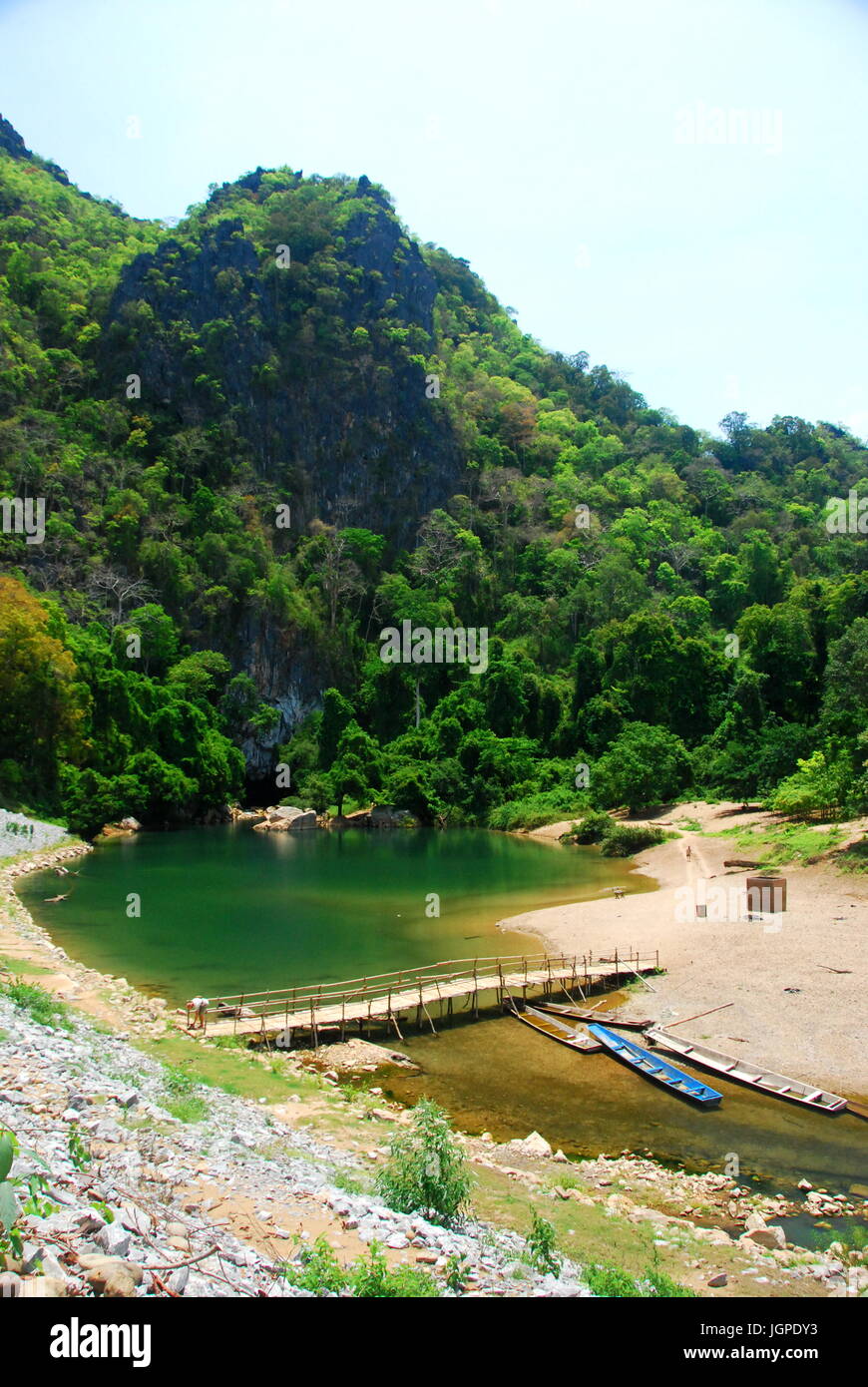The entrance to Kong Lor Cave in Central Laos Stock Photo - Alamy