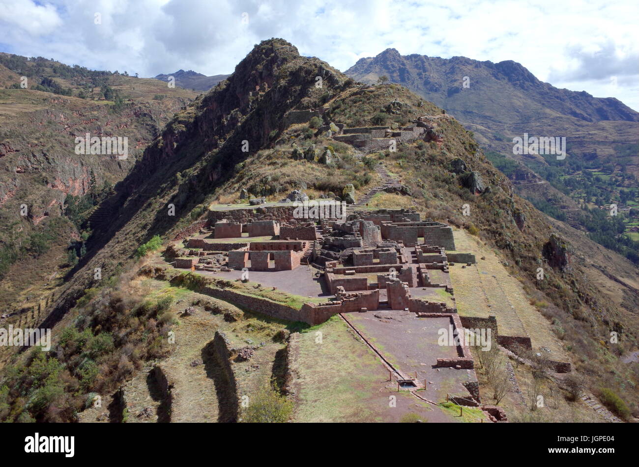 The Inti Watana temple complex of the Pisac Inca ruins Stock Photo - Alamy