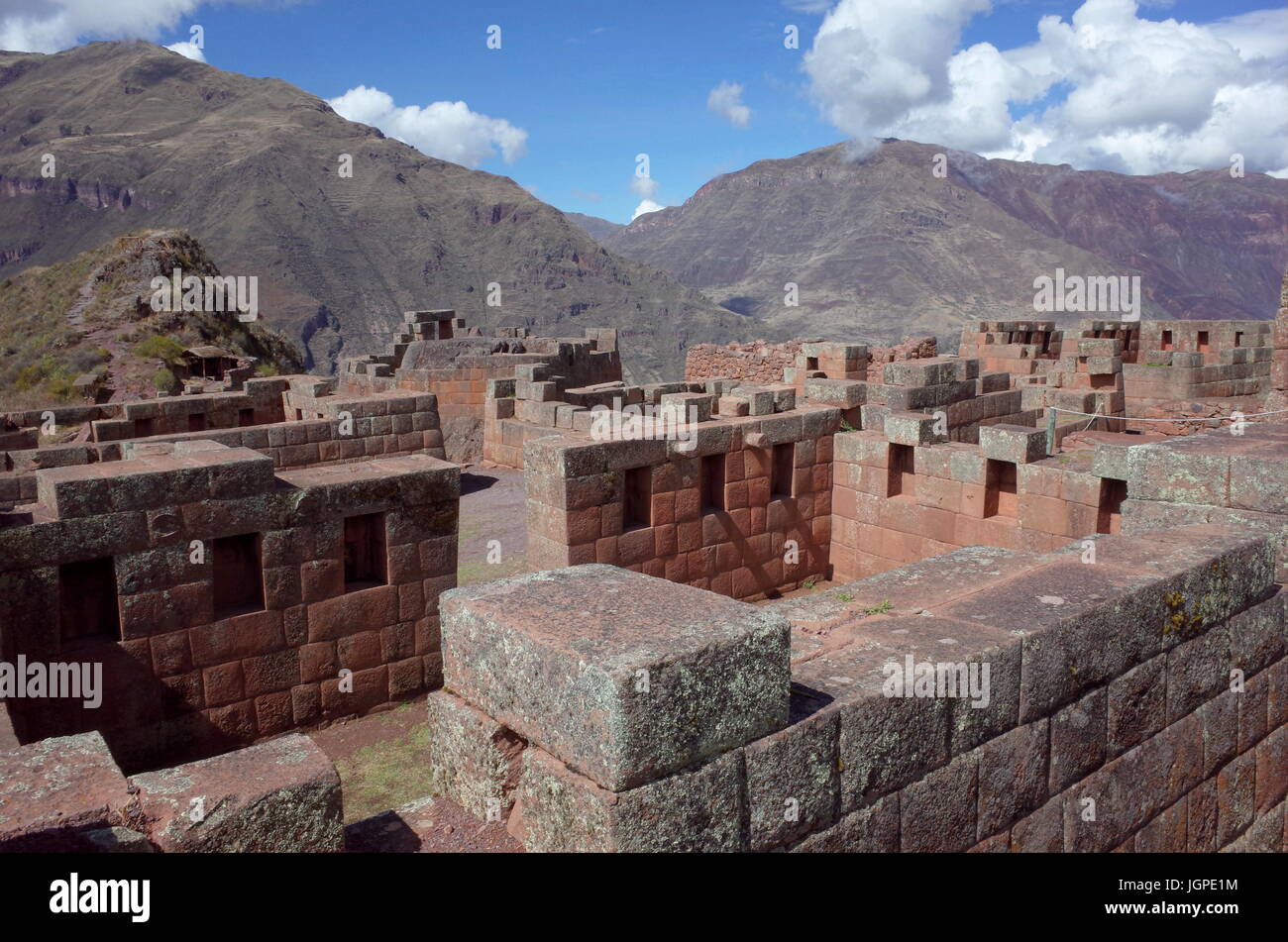 The Inti Watana temple complex of the Pisac Inca ruins Stock Photo - Alamy