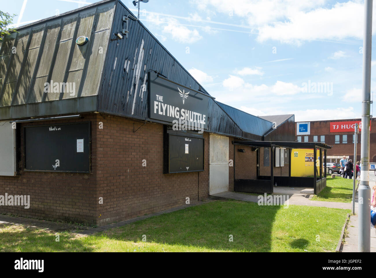 Flying shuttle hi-res stock photography and images - Alamy