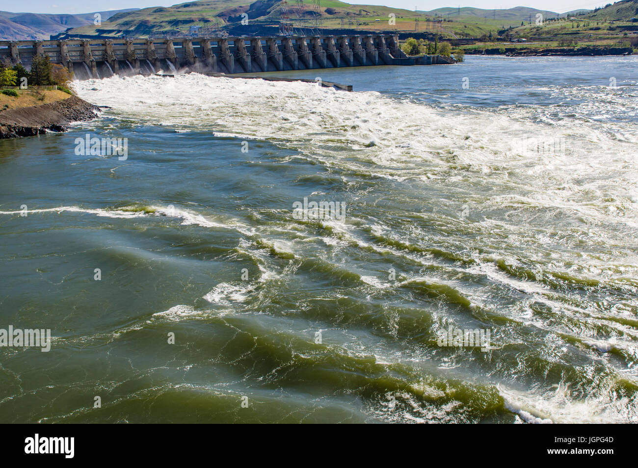The Dalles Dam on the Columbia River produces hydroelectric power. The ...
